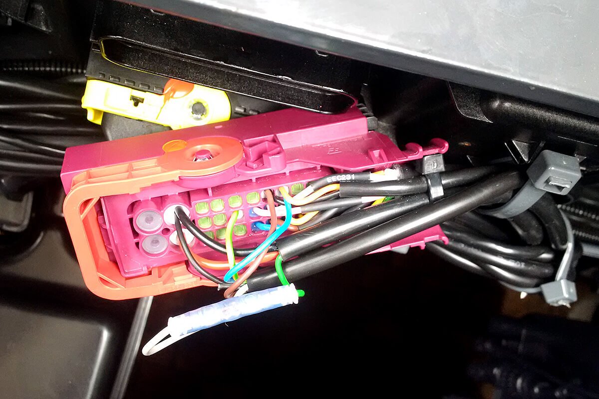 AdBlue Emulator EURO 6 NOx installation manual for Scania trucks AdBlue Emulator EURO 6 NOx installation manual for Scania trucks